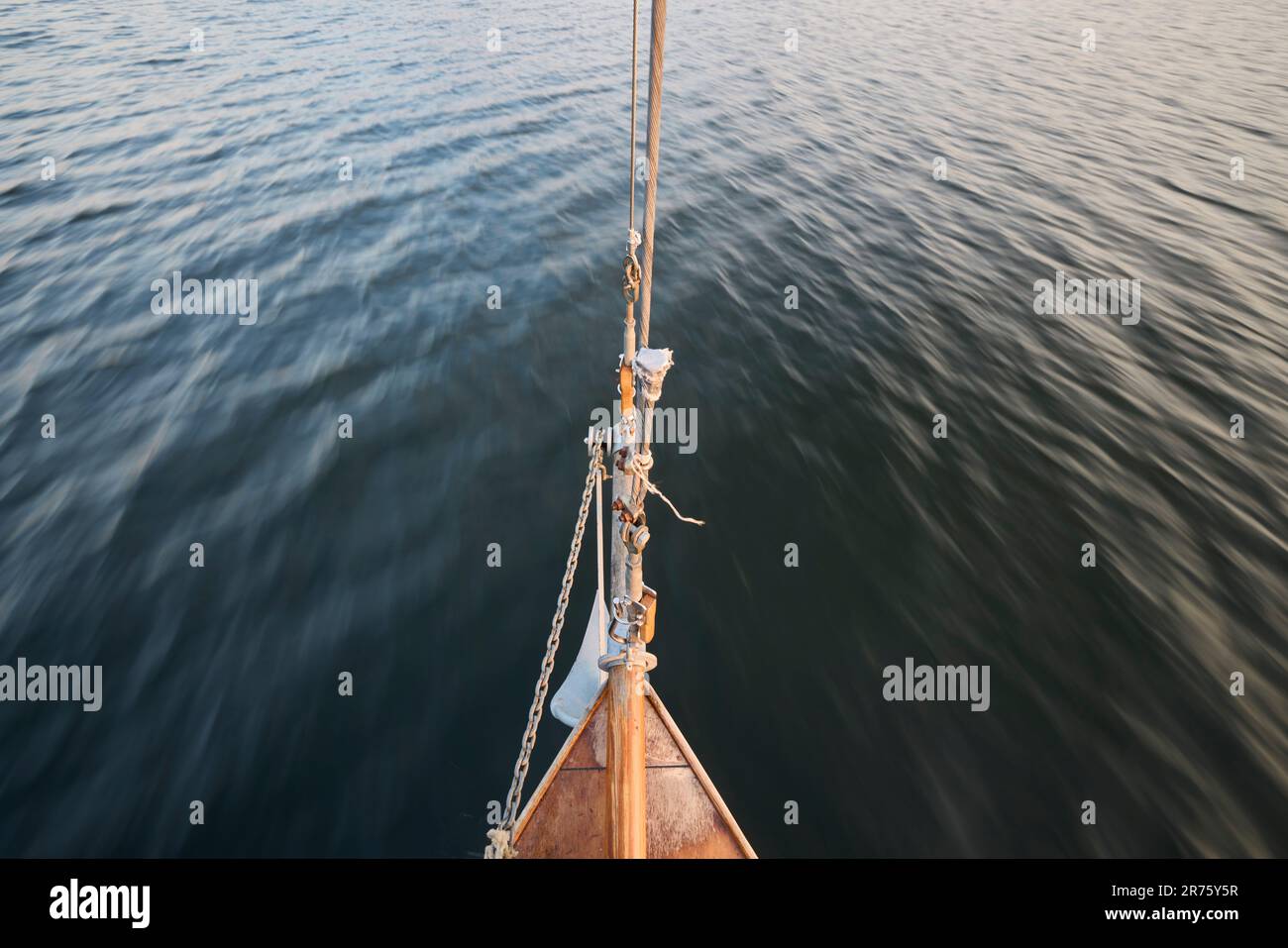 Boat, Sailboat, Bow, Water, glide Stock Photo - Alamy