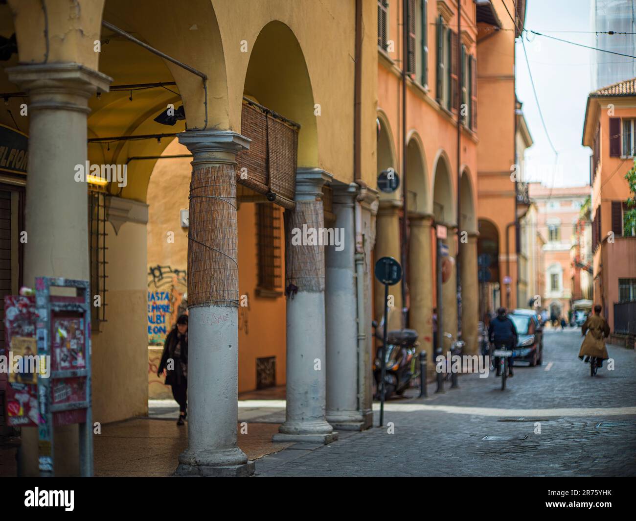 Marsala street hi-res stock photography and images - Alamy