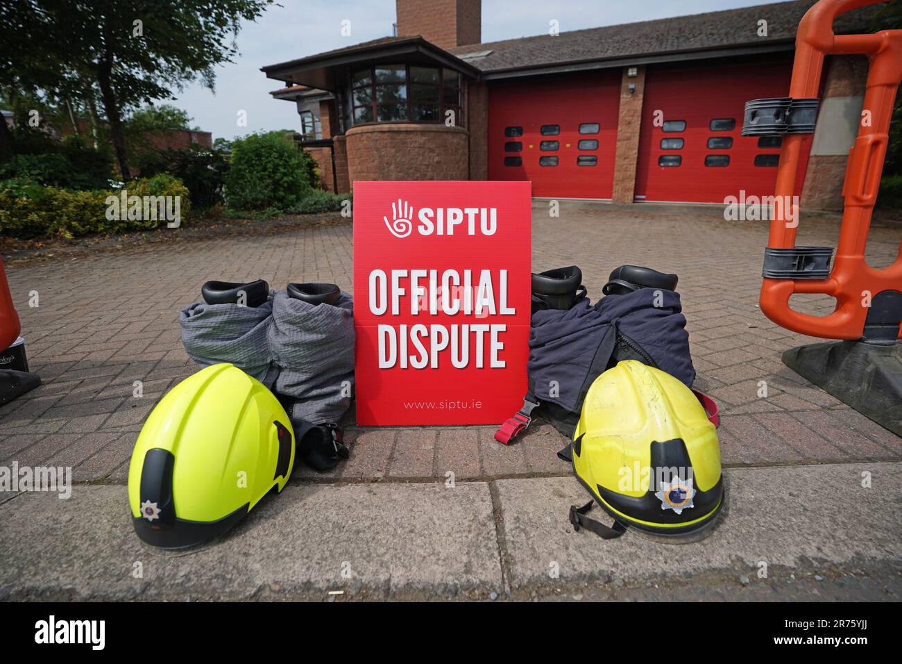 Retained fire station hi-res stock photography and images - Alamy