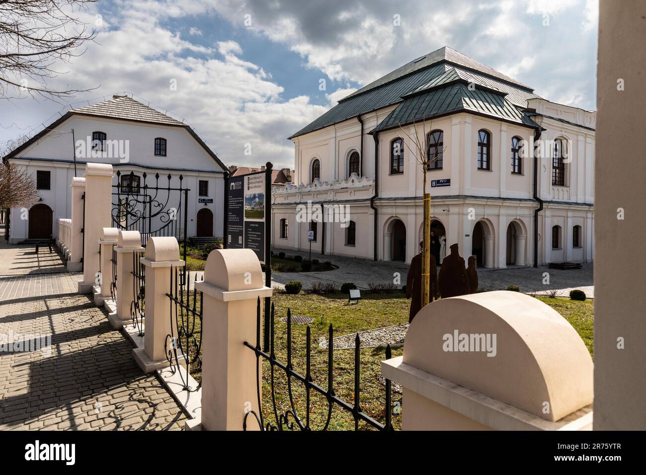 Wlodawa great synagogue hi-res stock photography and images - Alamy