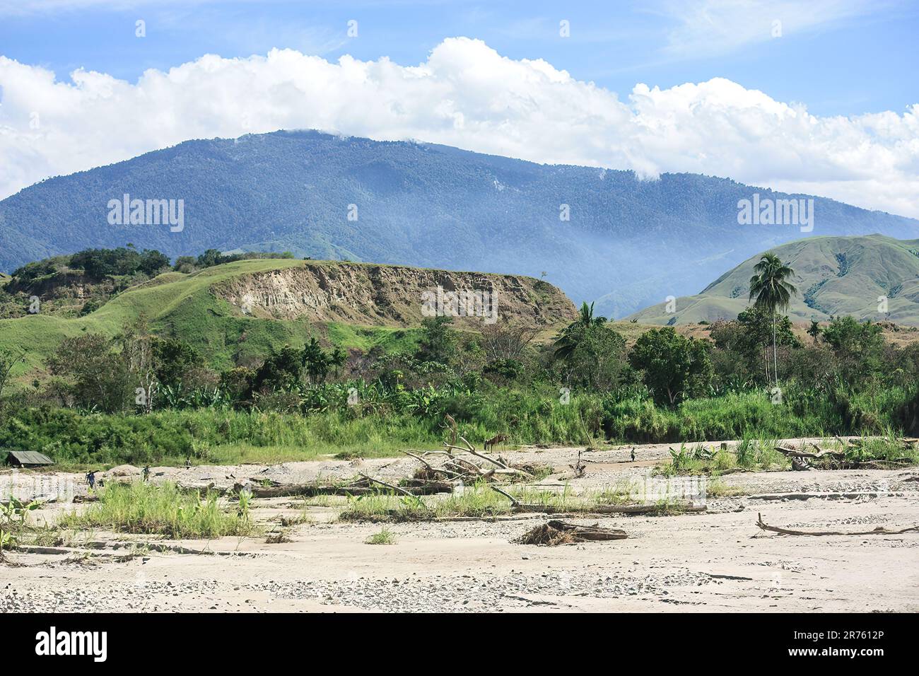 Bulolo river hi-res stock photography and images - Alamy