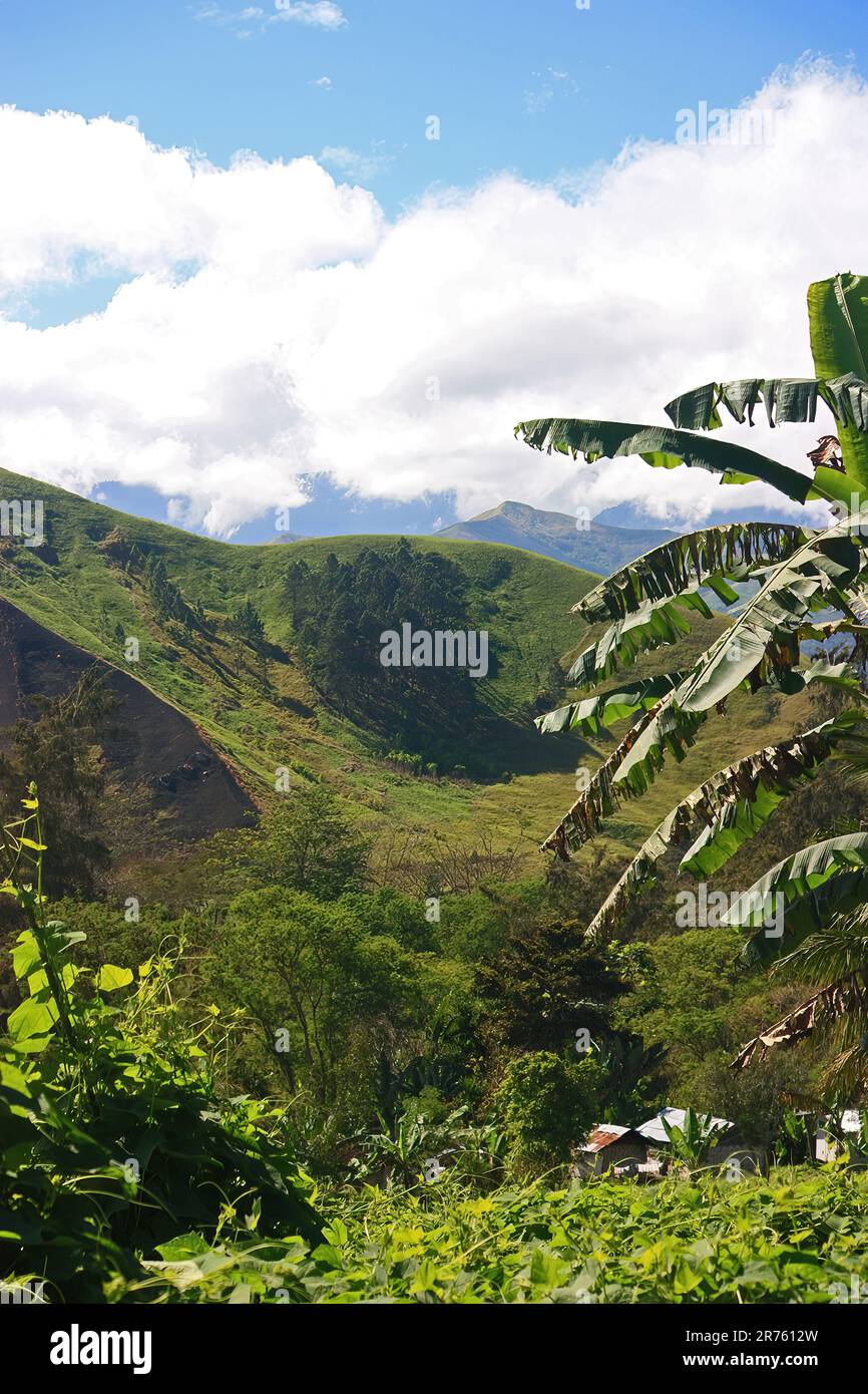 Bulolo river hi-res stock photography and images - Alamy
