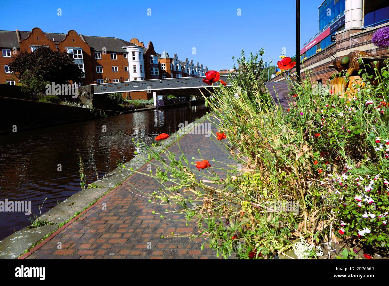 Birmingham summer uk hi-res stock photography and images - Alamy