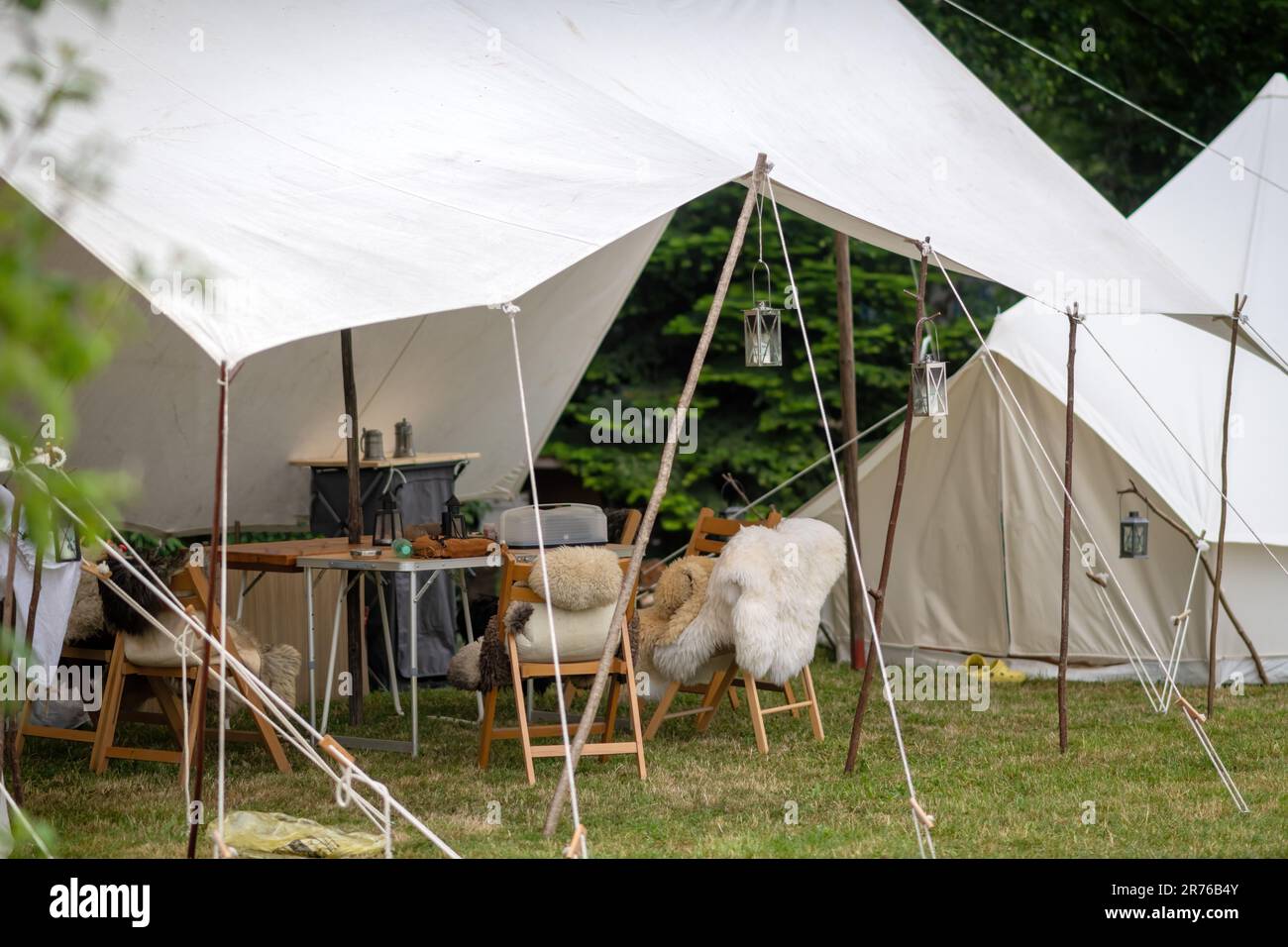 Old fashioned tent hi-res stock photography and images - Alamy