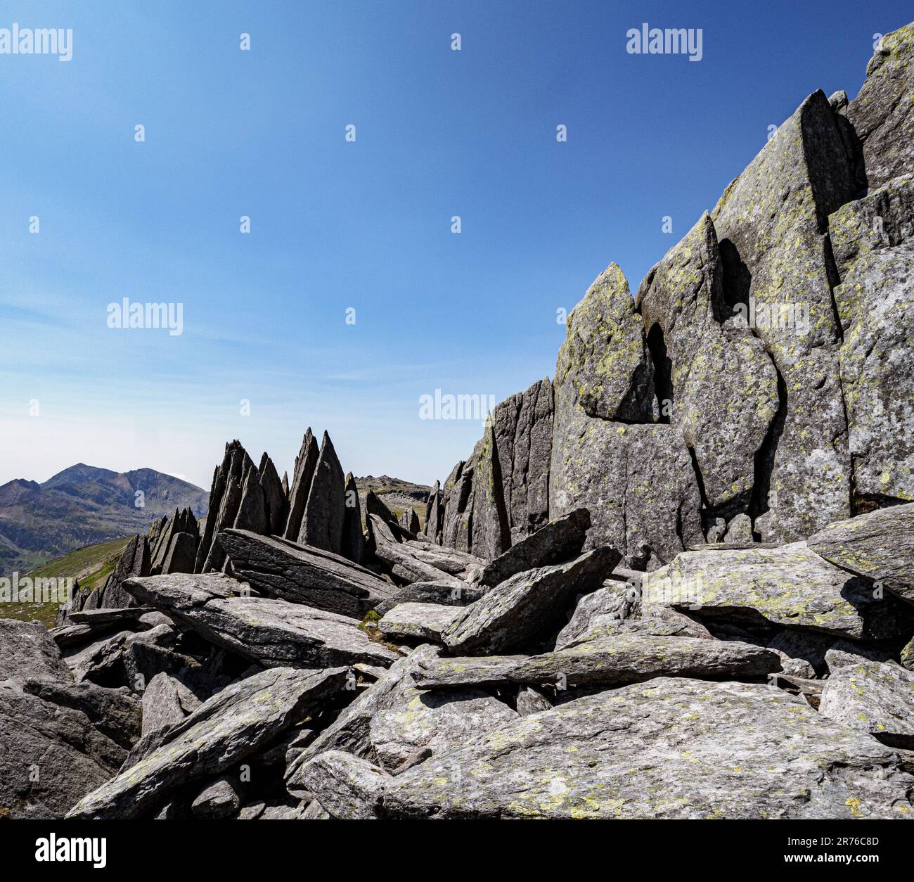 Castell y Gwynt the Castle of the Wind on the Glyderau range in Eryri ...