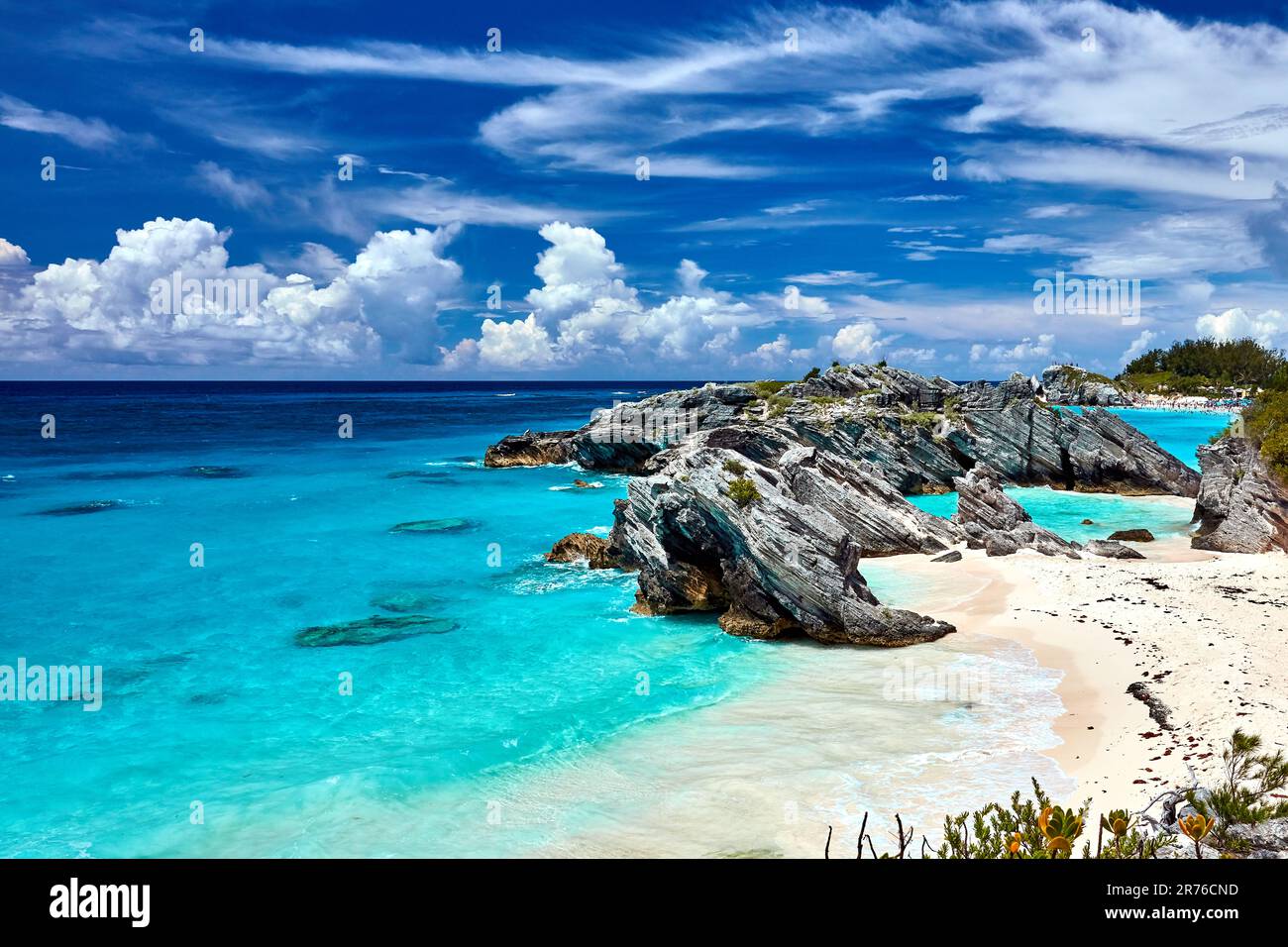 Bermuda rocky seascapes Stock Photo - Alamy