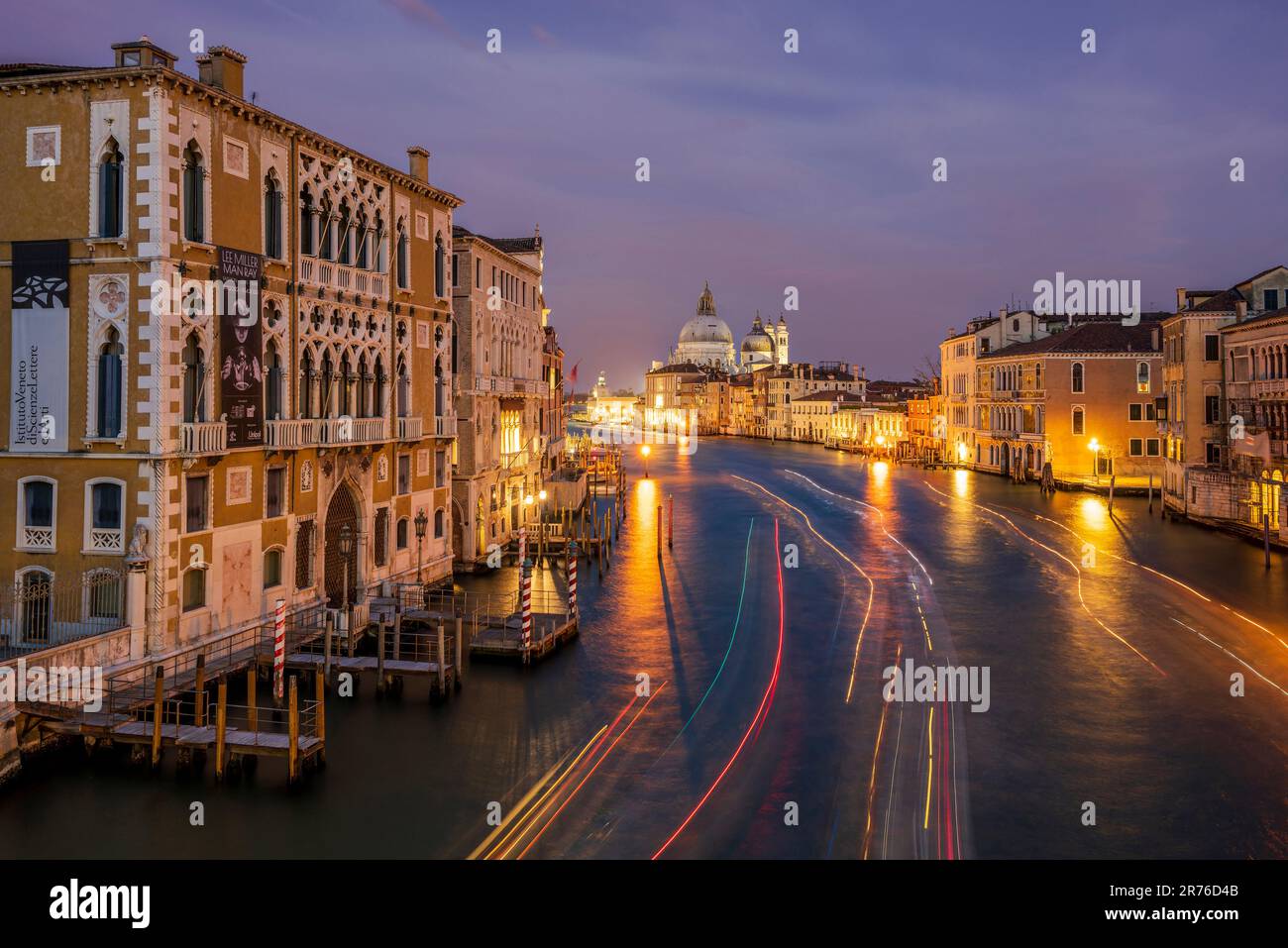 The grand canal at night hi-res stock photography and images - Alamy
