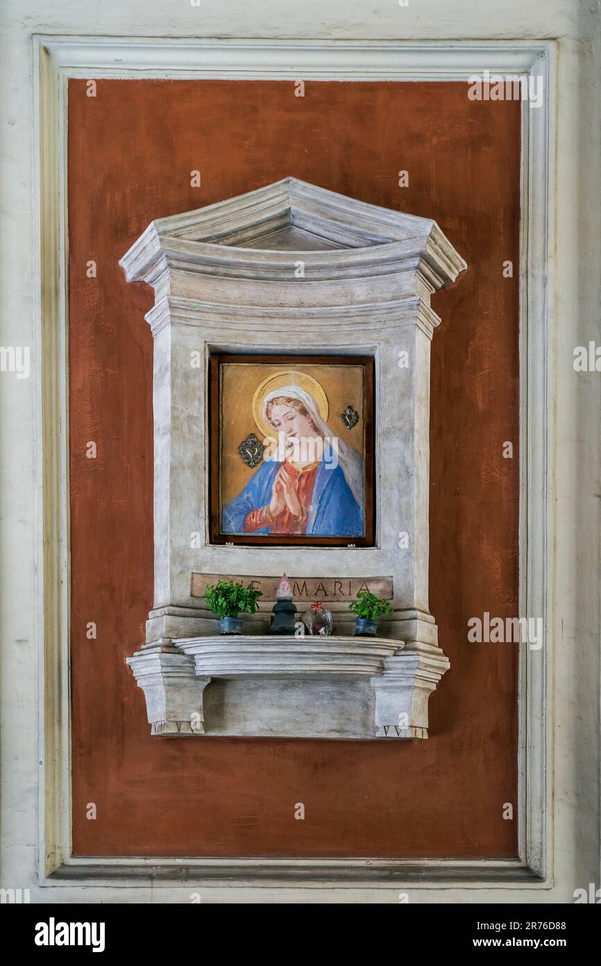 Traditional Madonnella street shrine, Rome, Lazio, Italy Stock Photo ...