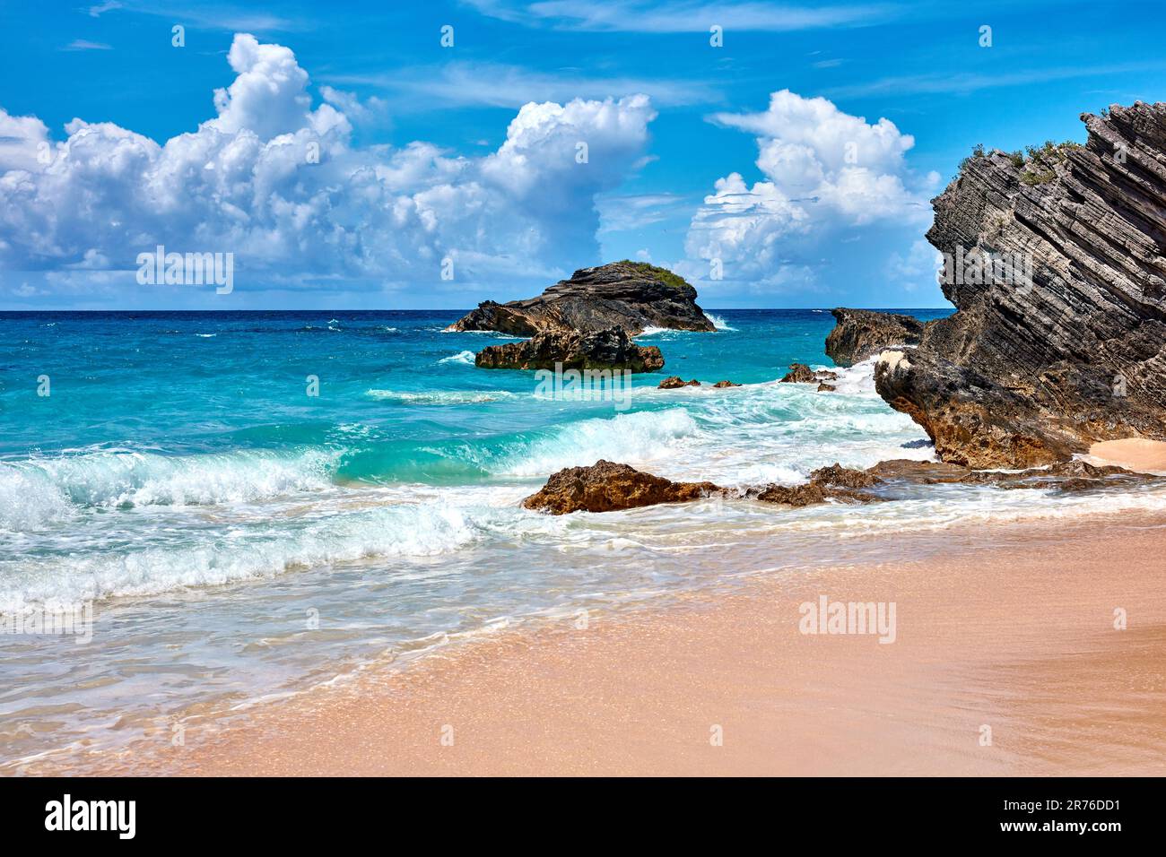 Bermuda rocky seascapes Stock Photo - Alamy