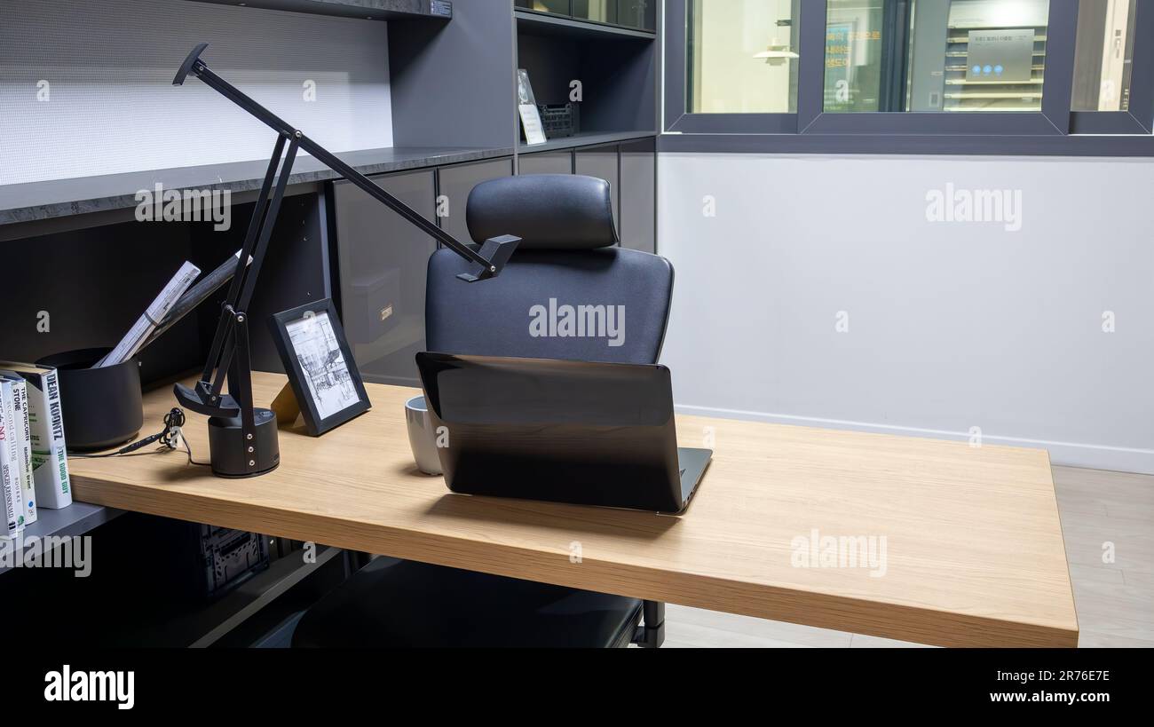 Custom sustainable home hi-res stock photography and images - Alamy