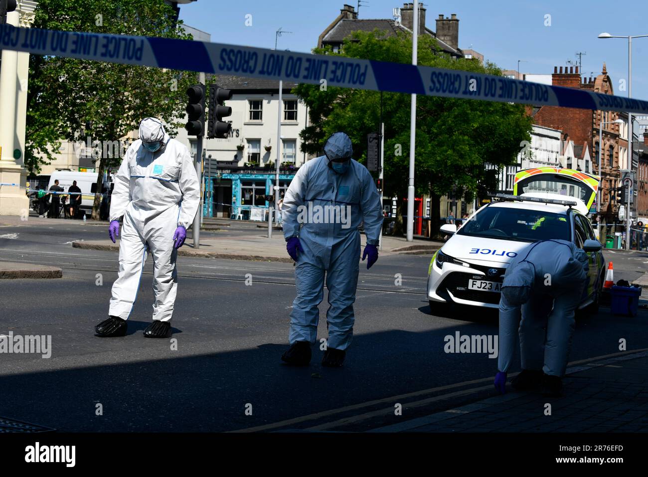 Nottingham police officers hi-res stock photography and images - Alamy