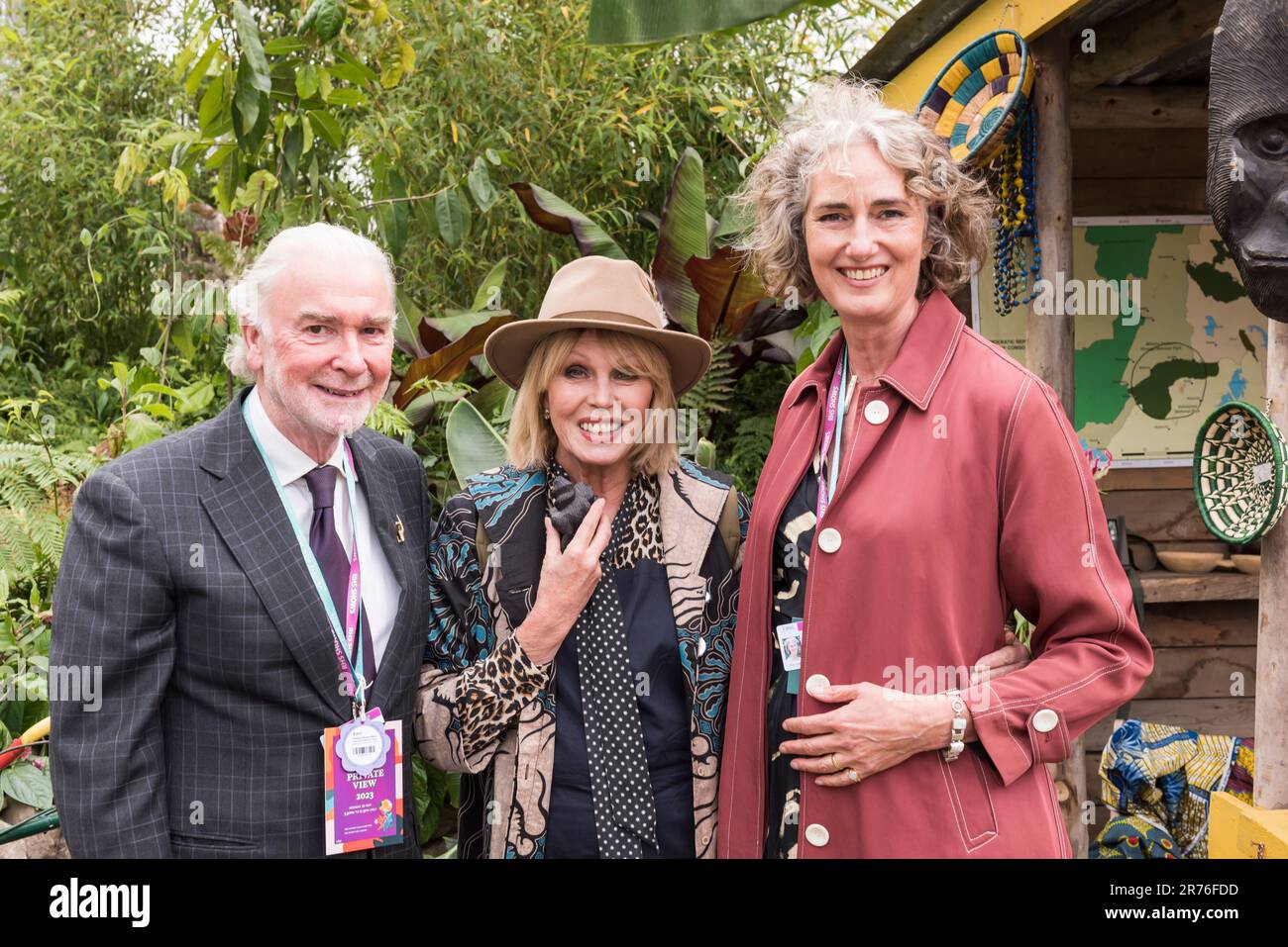 Jilayne Rickards (Garden Designer) with Joanna Lumley and Mark Rose ...