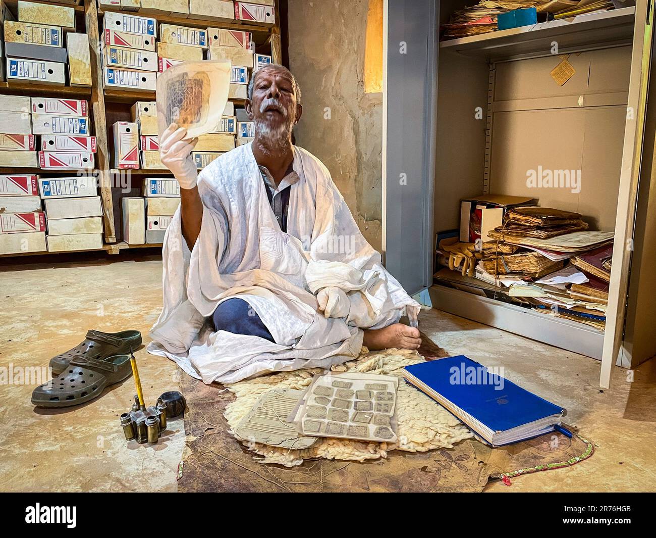 Mauritania, Adrar region, Chinguetti, Islamic library, Saif Al Islam ...