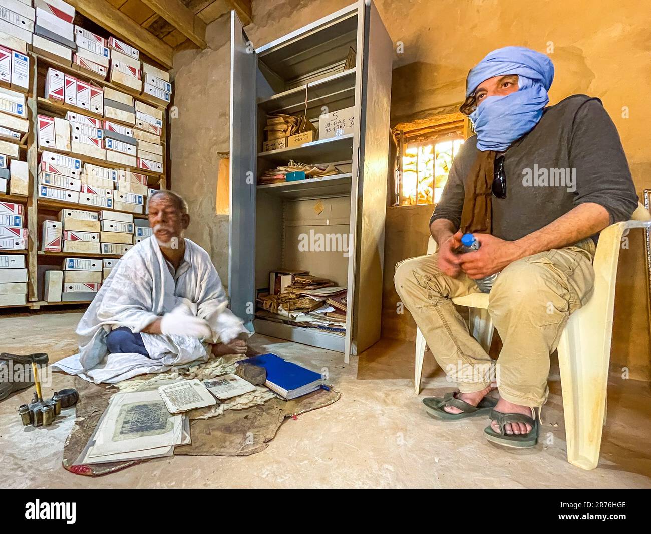 Mauritania, Adrar region, Chinguetti, Islamic library, Saif Al Islam, curator of the Ahmed ...
