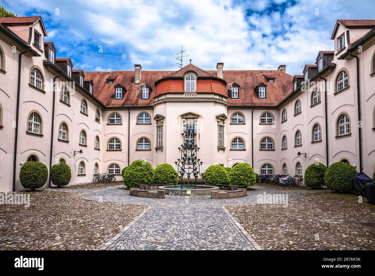 Town of Lindau historic architecture view, Bodensee lake in Bavaria ...