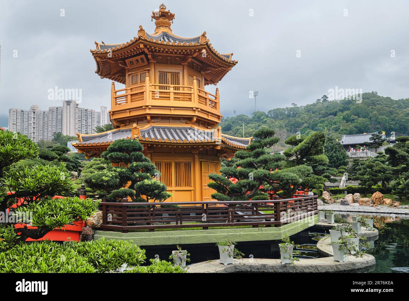 Absolute architecture hi-res stock photography and images - Alamy