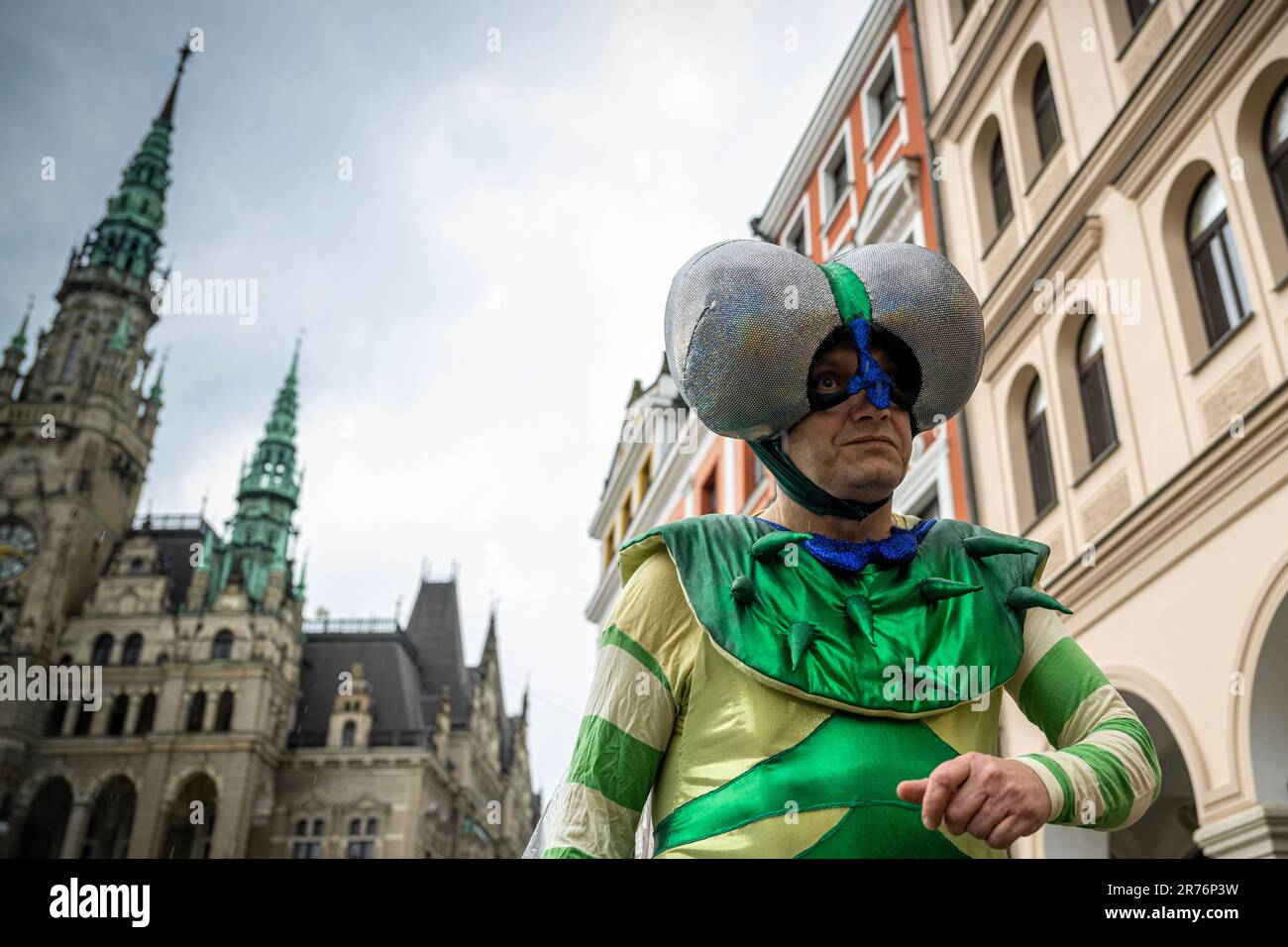 Puppetry parade hi-res stock photography and images - Alamy