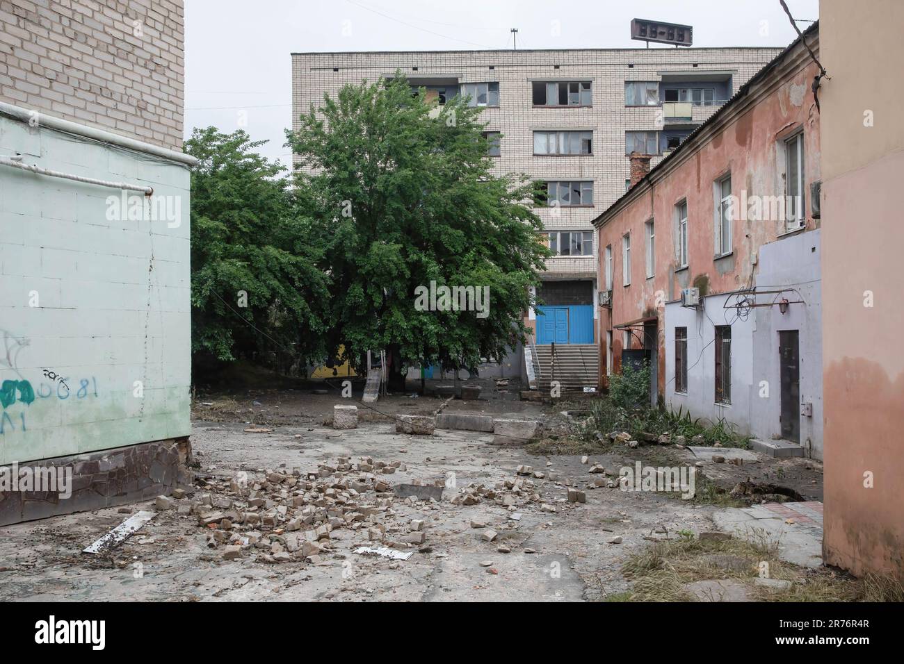Chaos and destruction on the streets of Kherson The explosion of the ...