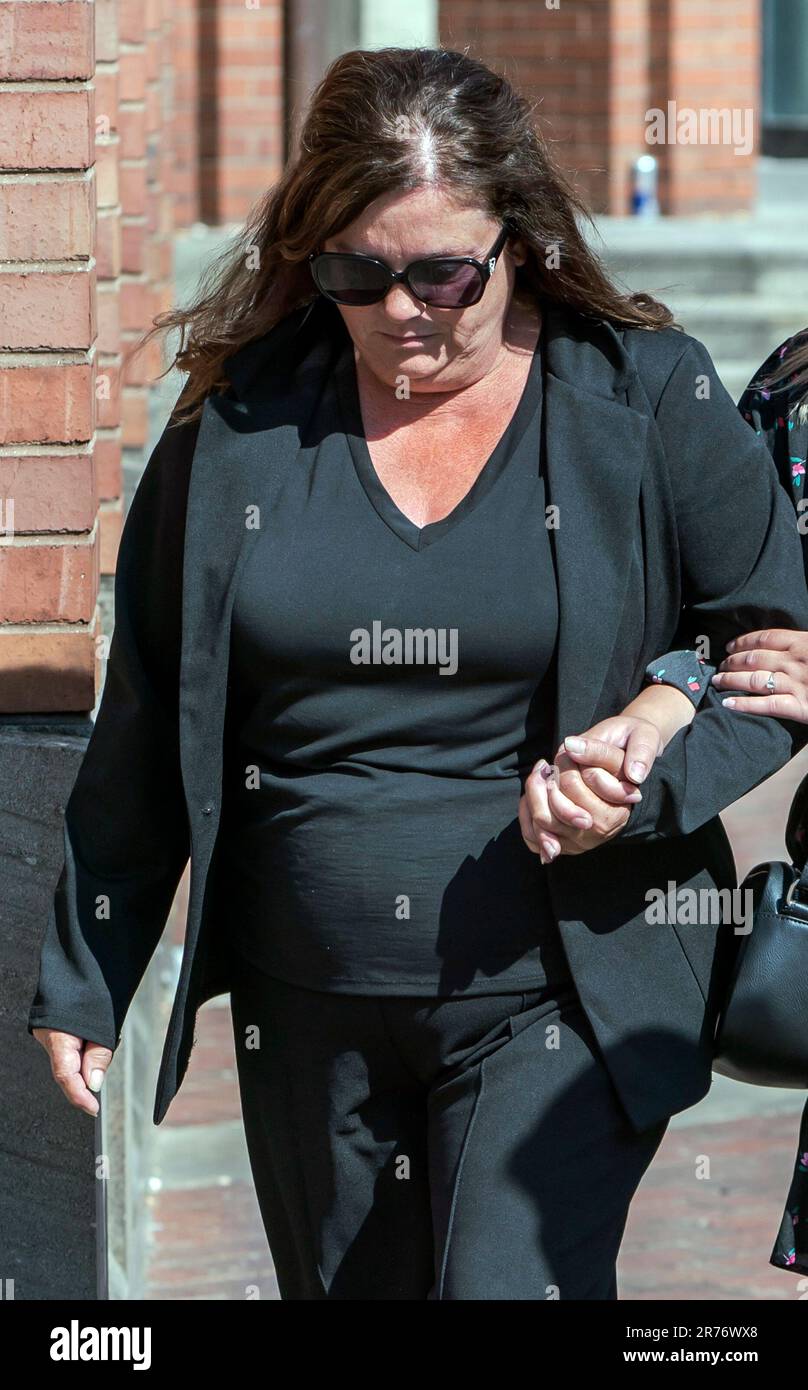 Leaves hull crown court hi-res stock photography and images - Alamy