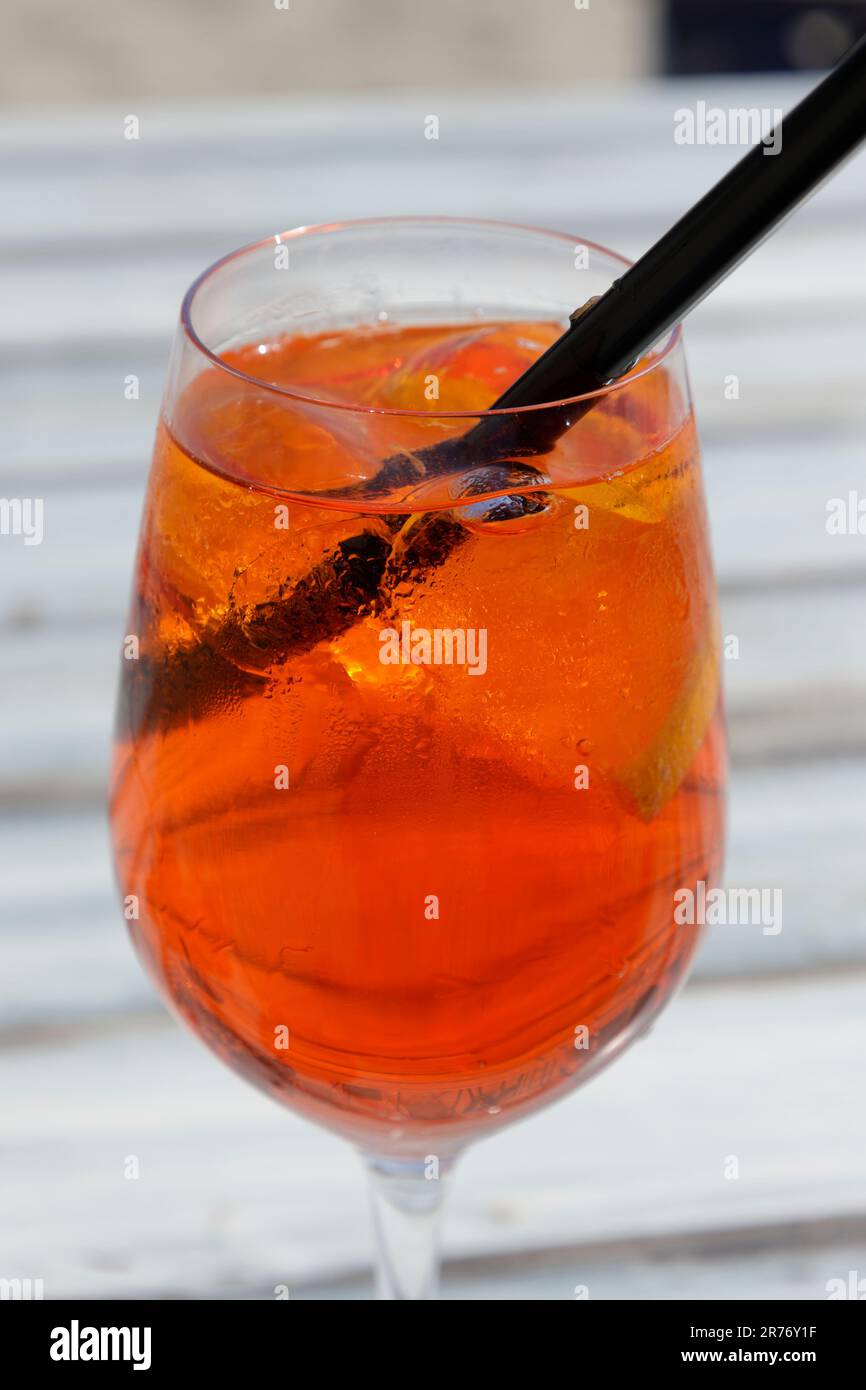 Glass with cocktail straw hi-res stock photography and images - Alamy