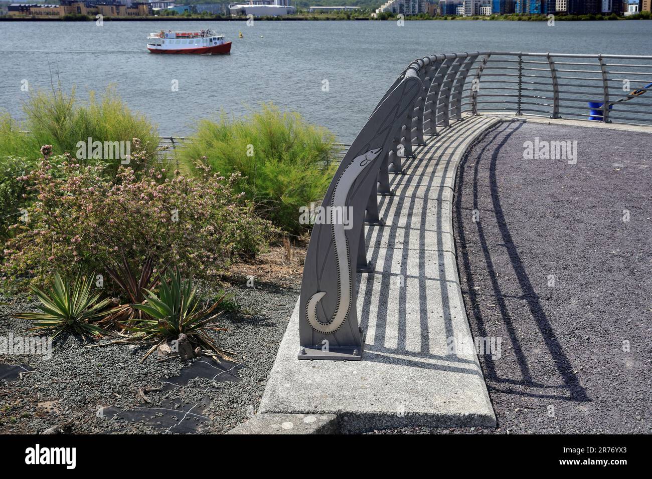 Railing detail with eel motif, Cardiff Bay and Barrage. June 2023 ...
