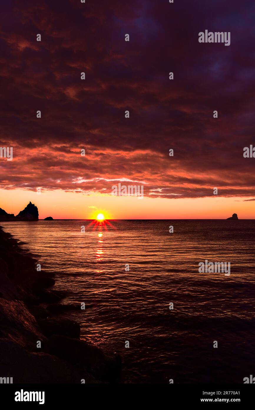 Beautiful sunset at seaside. Beautiful nature background Stock Photo ...