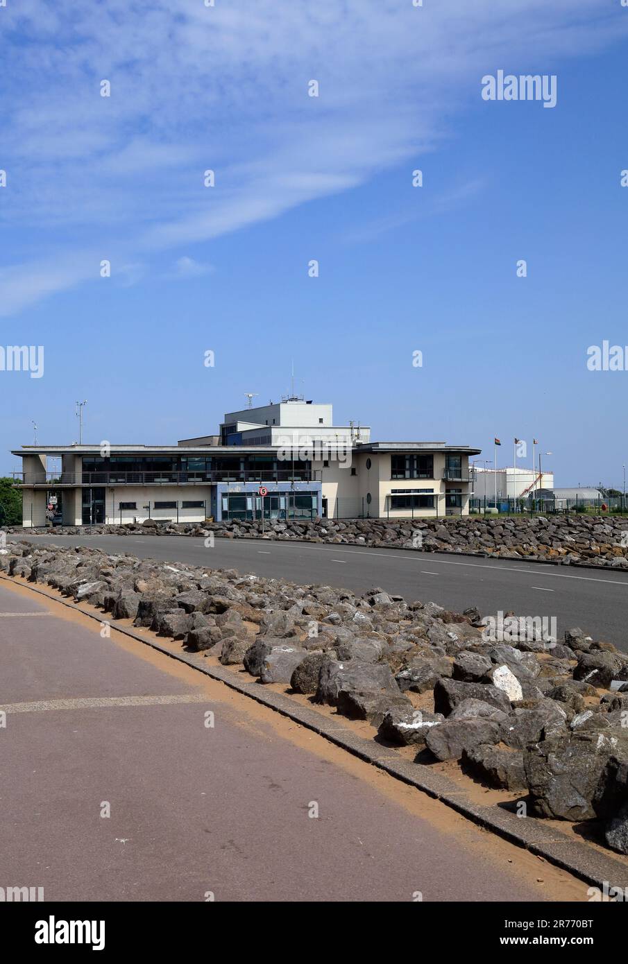 ABP Offices (Associated British Ports), Cardiff Bay Barrage. Offices ...