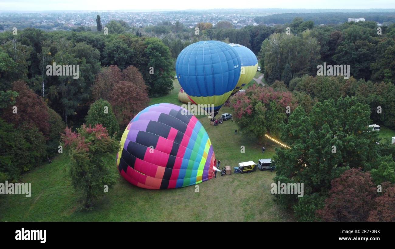 Balloon inflation inflate flame hi-res stock photography and images - Alamy