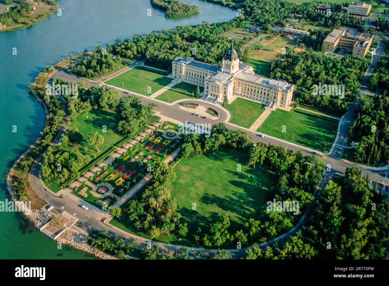 Saskatchewan government buildings hi-res stock photography and images ...