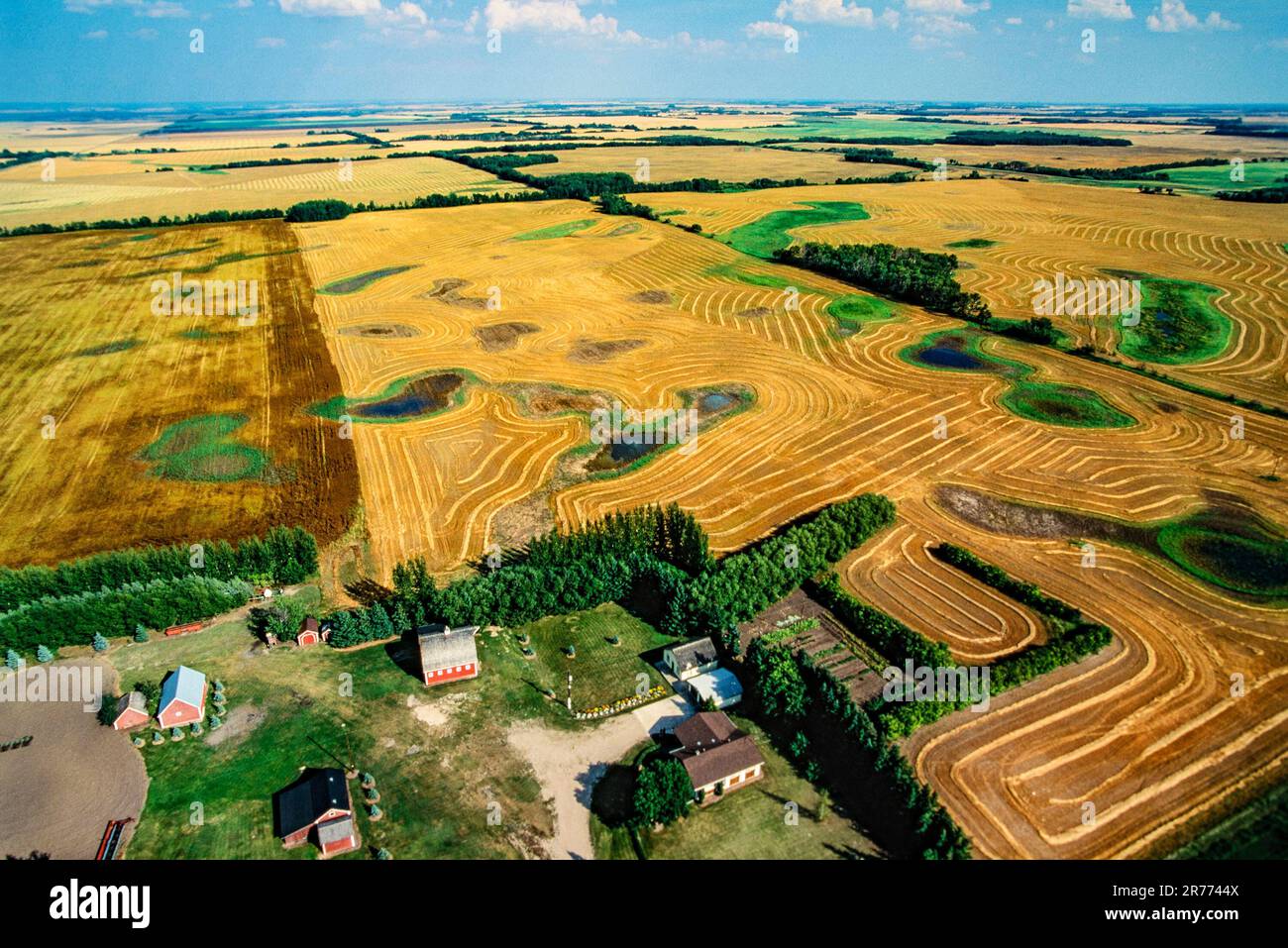 Aerial of prairies and farms Saskatchewan, Canada Stock Photo - Alamy