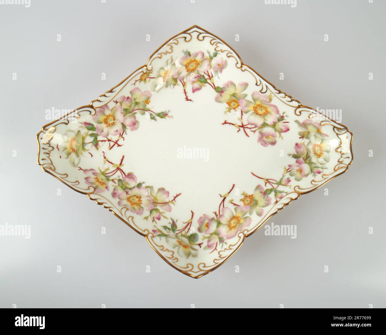 Antique 1910s Cauldon wild rose porcelain plate Stock Photo - Alamy