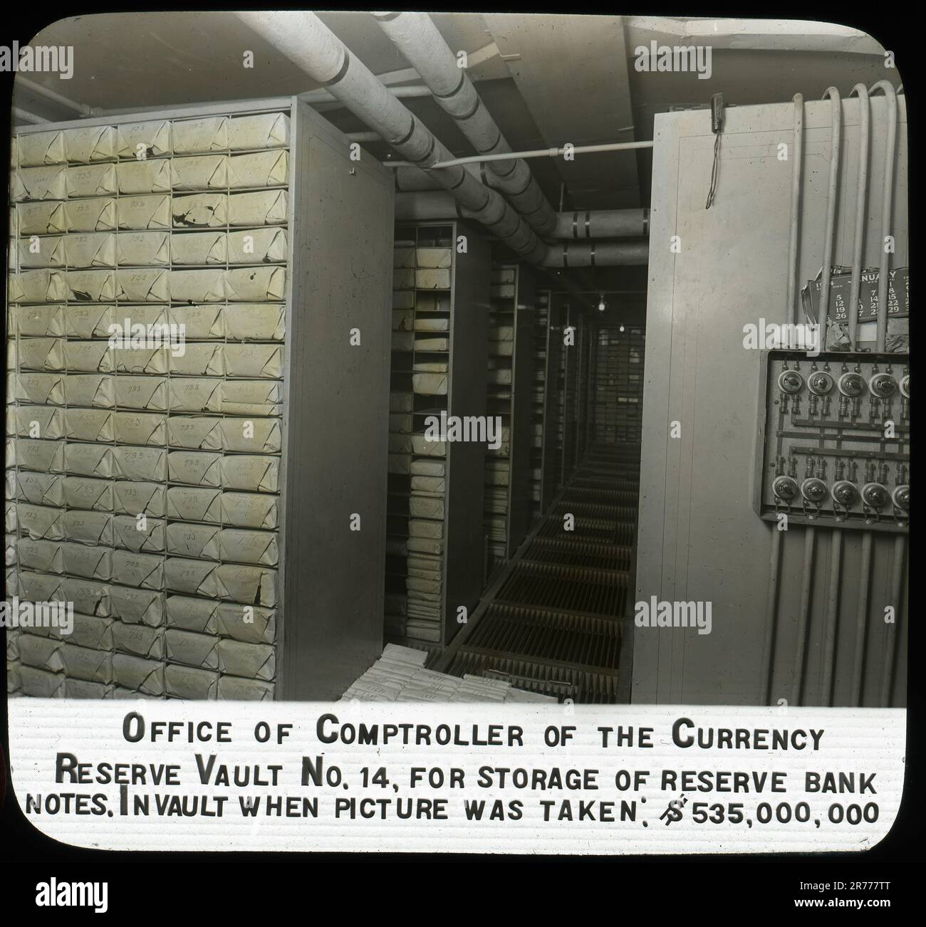 Treasury department vault hi-res stock photography and images - Alamy