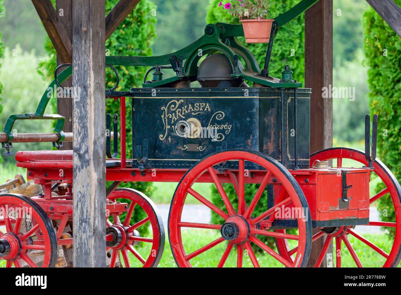 Vintage firefighting machine hi-res stock photography and images - Alamy