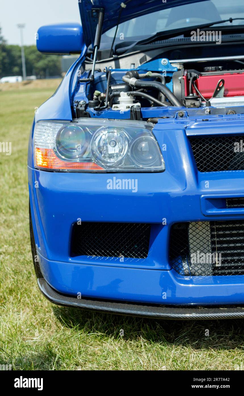 Mitsubishi Lancer Evolution V11. Manchester Classic & Performance Motor ...