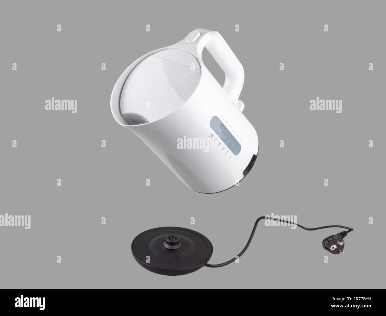 Plastic lid kettle hi-res stock photography and images - Alamy