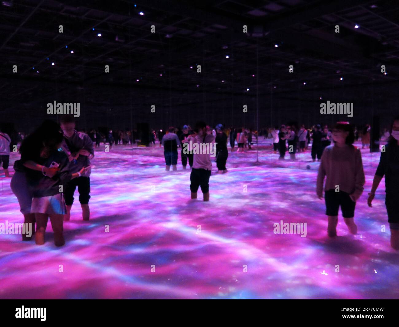 teamLab Planets, Tokyo: enter barefoot to immerse yourself in a room of ...