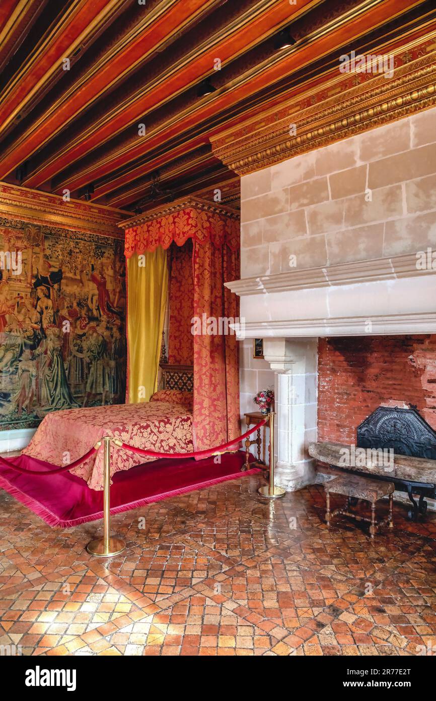 Bedroom of Gabrielle d'Estrées inside Chenonceau castle, Loire Valley ...