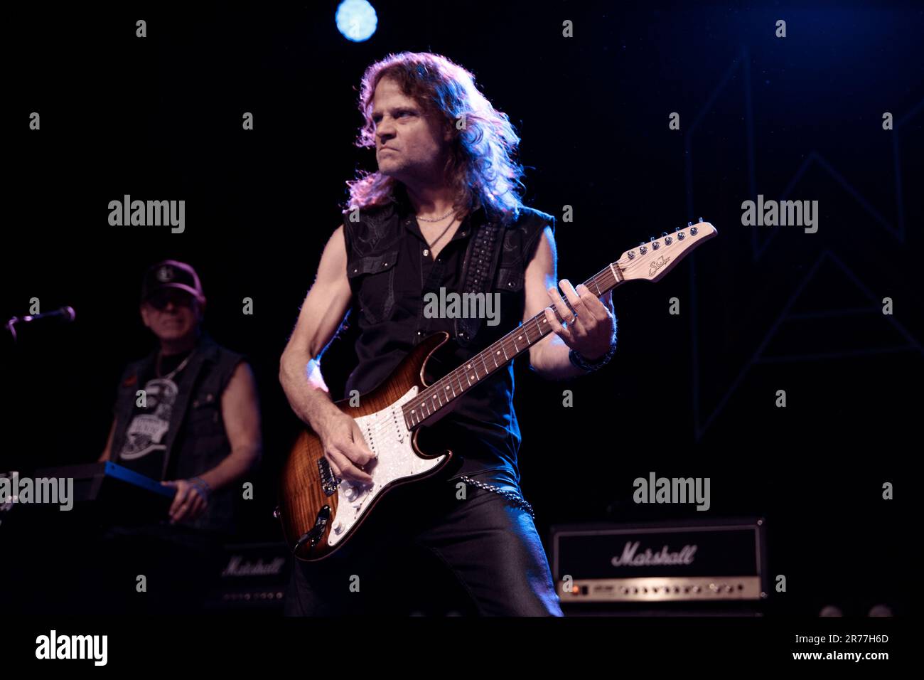 Classic rock band winger hi-res stock photography and images - Alamy