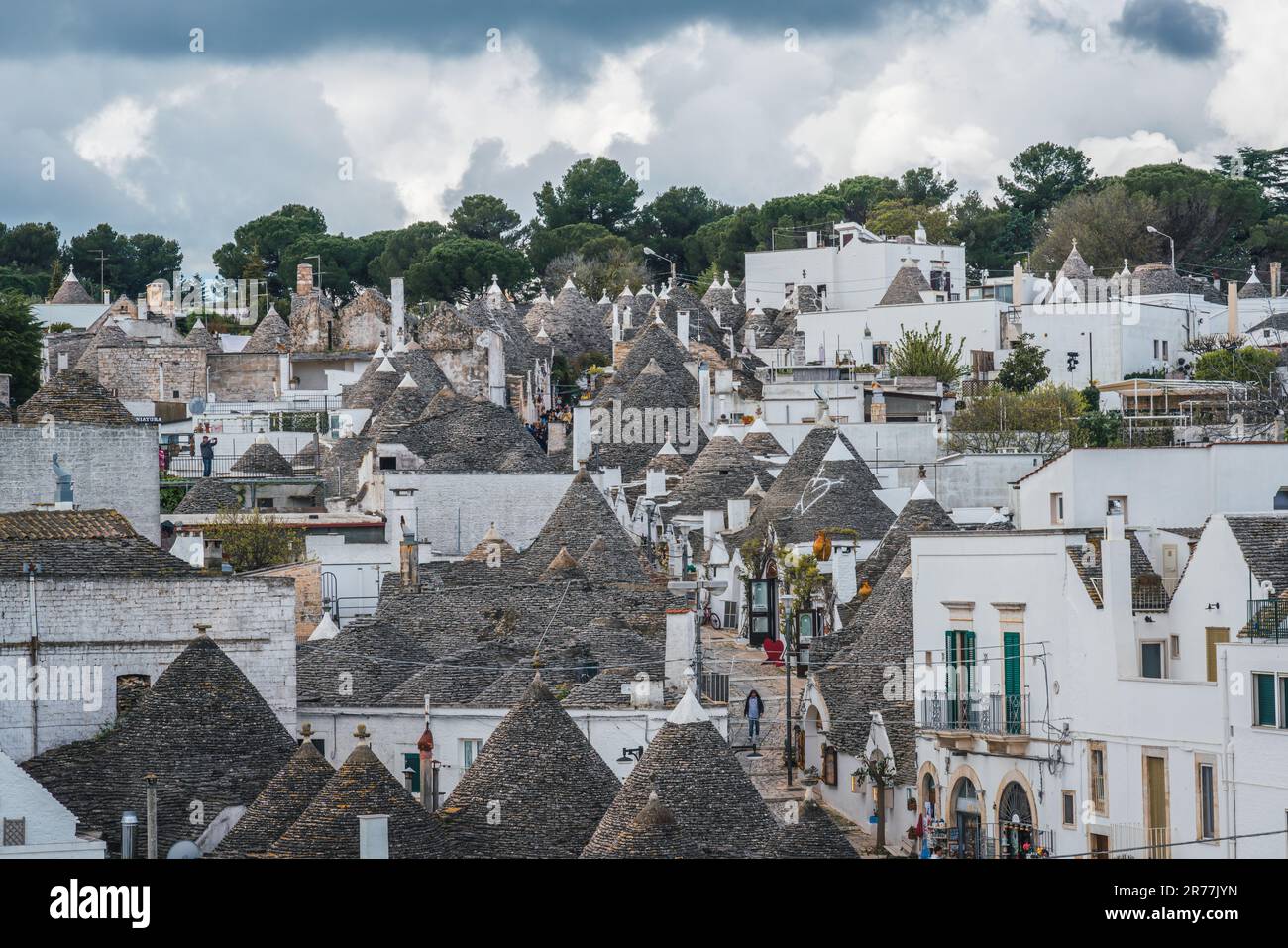 Historic center of Trulli houses in Alberobello, Italy Stock Photo - Alamy