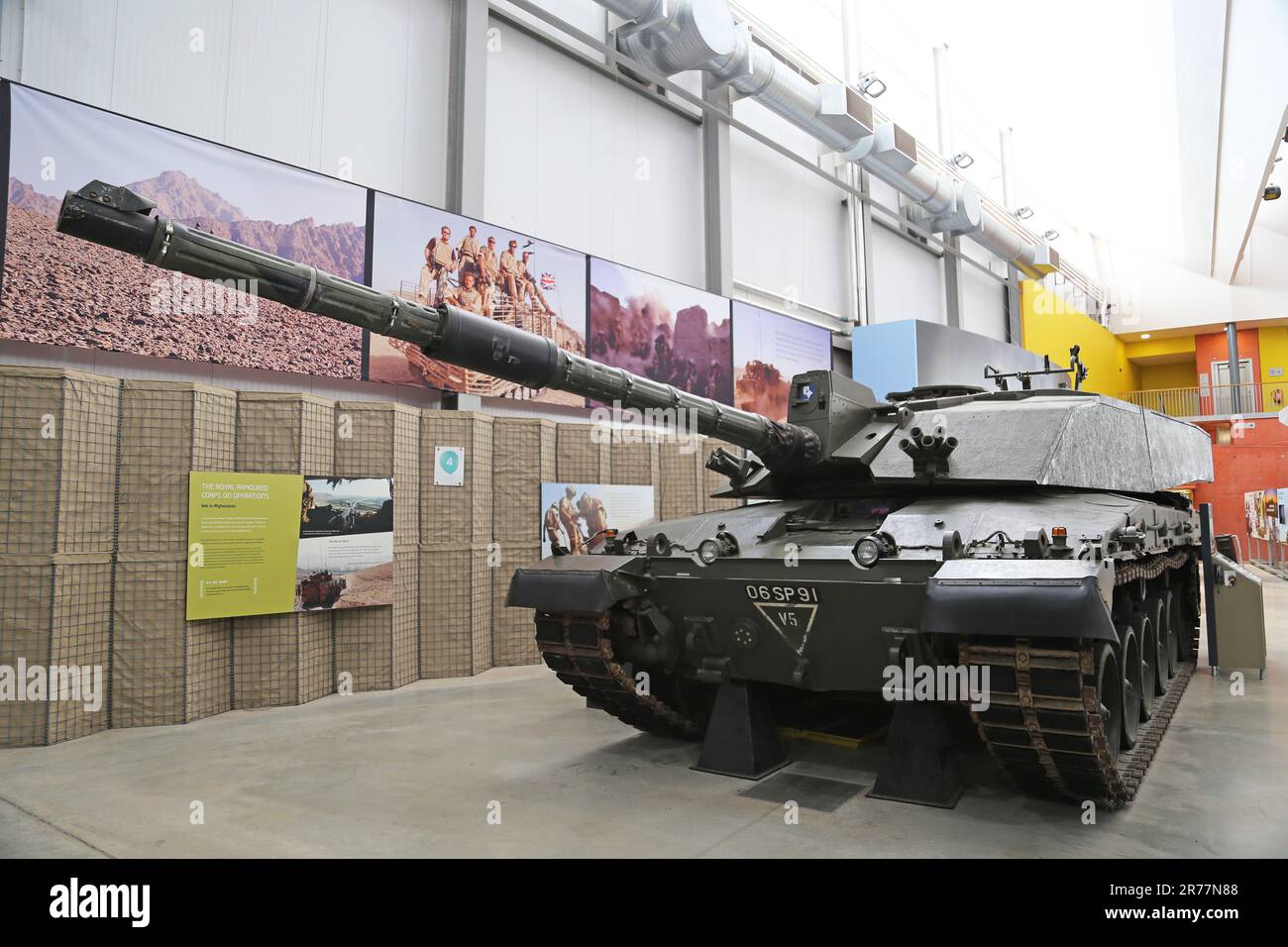 Post-war British Challenger II CR2, The Tank Museum, Bovington Camp ...