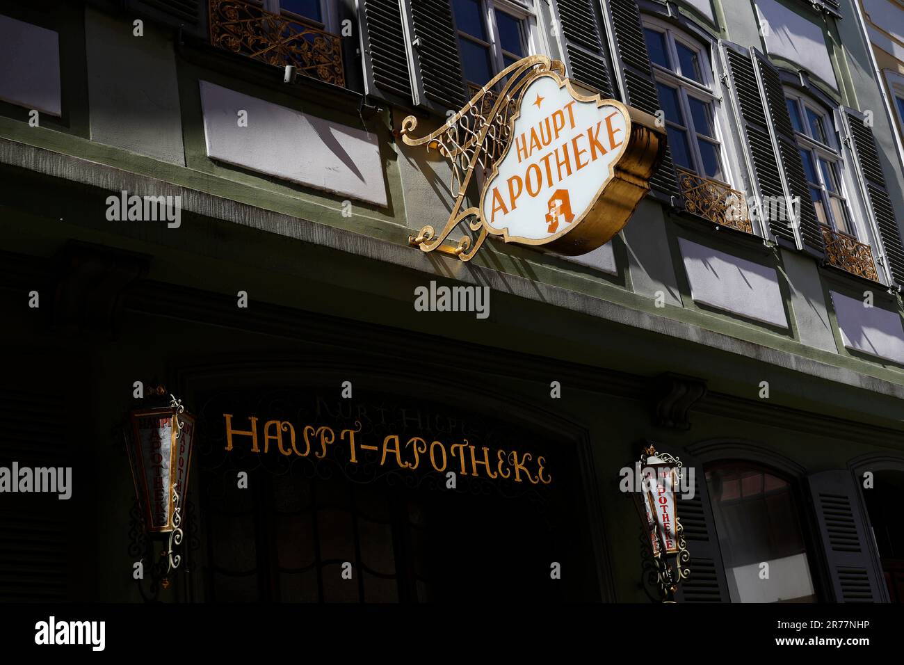 Wetzlar,Hessen;Deutschland 04.06.2023 Ein über dem Eingang an der ...