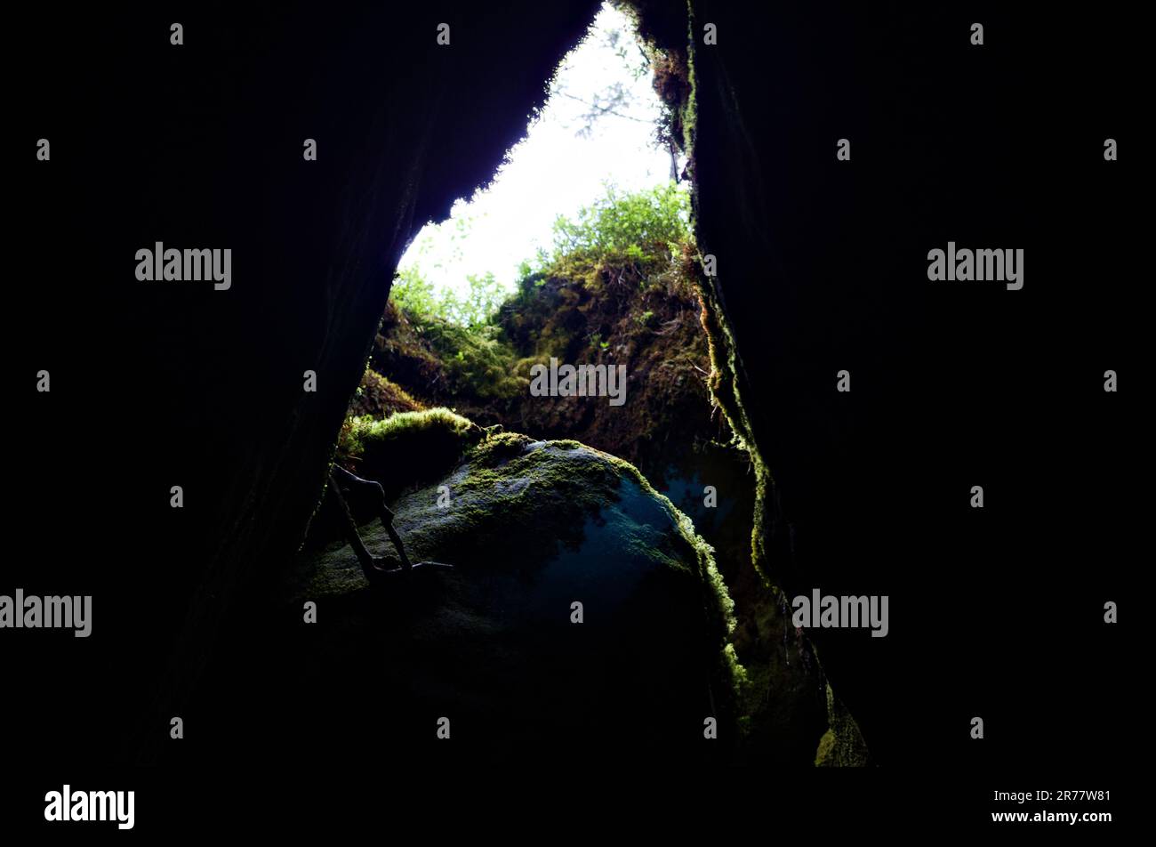 Cave exit hi-res stock photography and images - Alamy