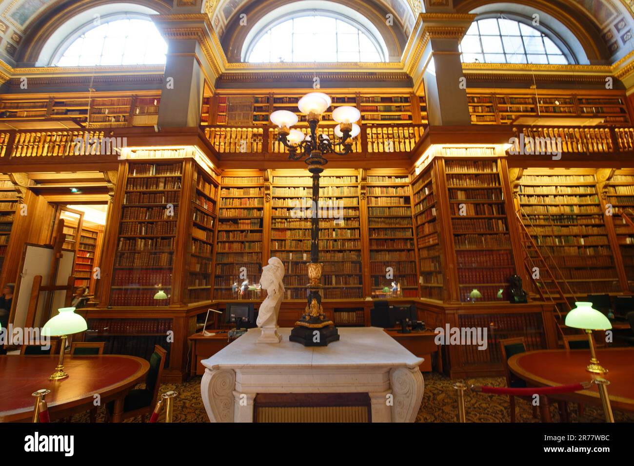 Library of the national assembly hi-res stock photography and images ...
