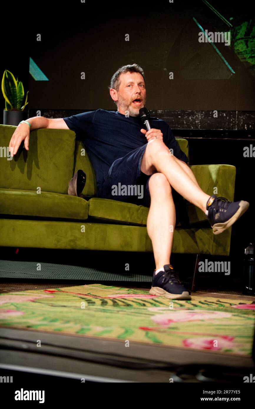 Dave Gorman at the Kite Festival 2023 , Kirlington Park oxfordshire photo by Brian Jordan Stock ...