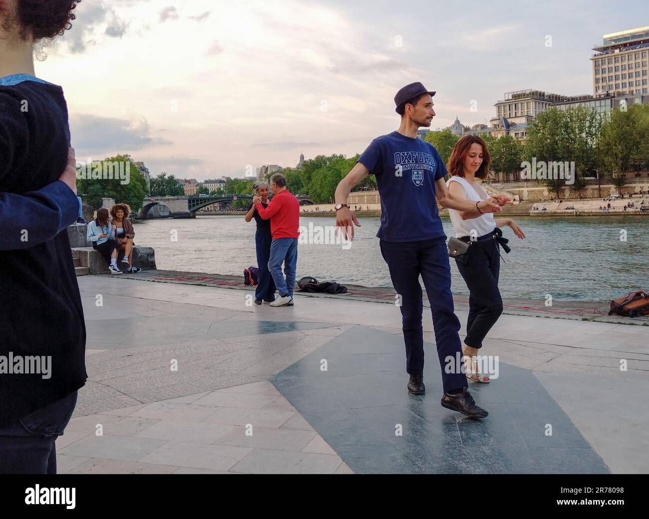Tango in paris hi-res stock photography and images - Alamy