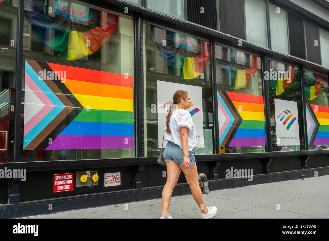 Lgbtq logo hi-res stock photography and images - Alamy