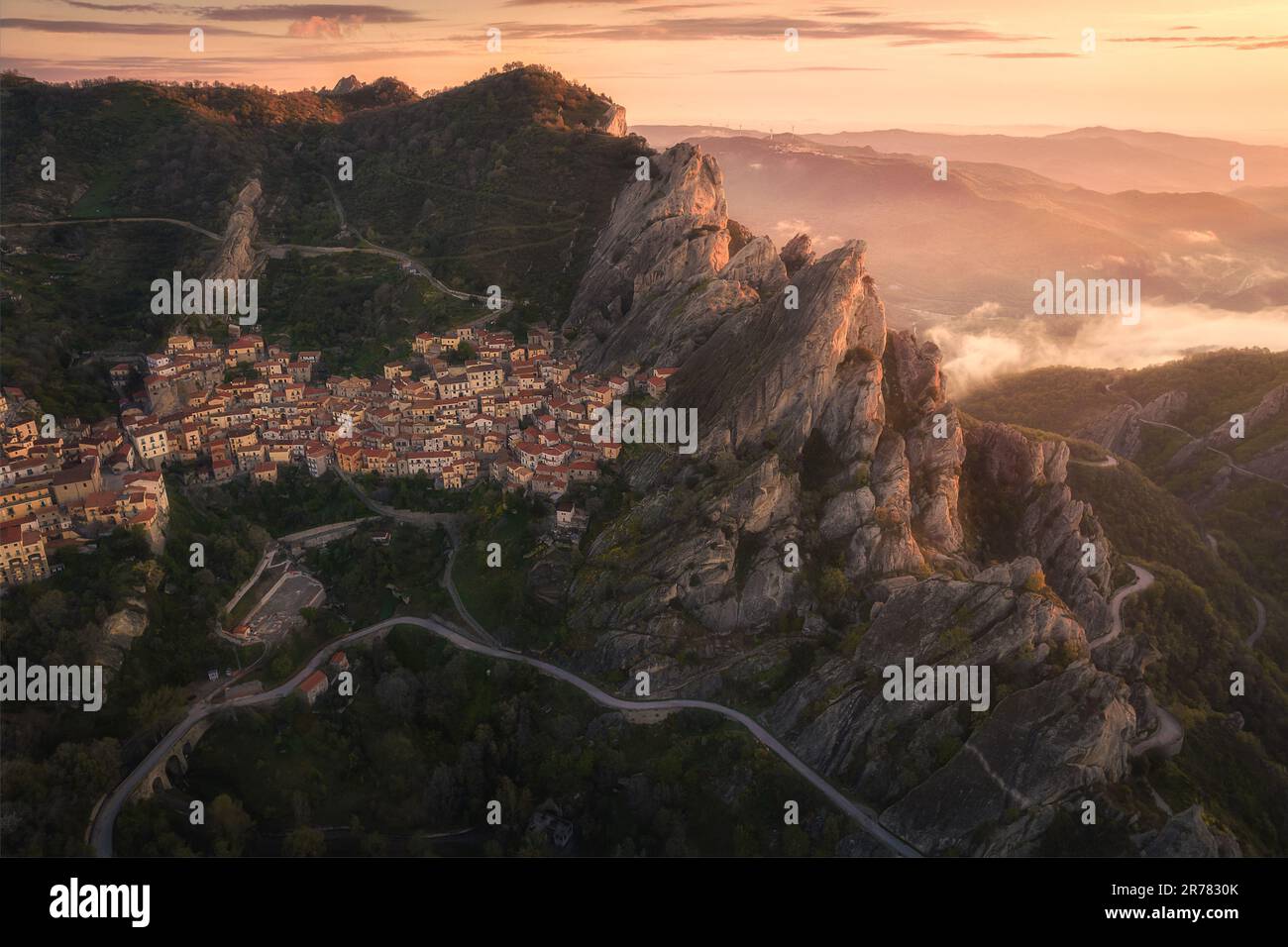 Castelmezzano by night hi-res stock photography and images - Alamy