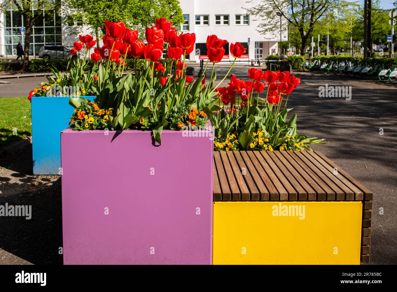 Flora and street decoration hi-res stock photography and images - Alamy