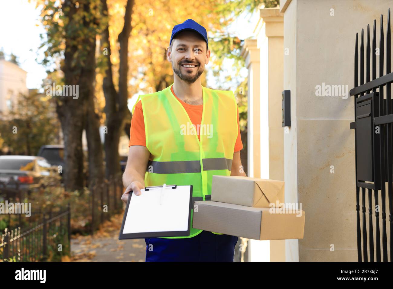 Uniform of order hi-res stock photography and images - Alamy