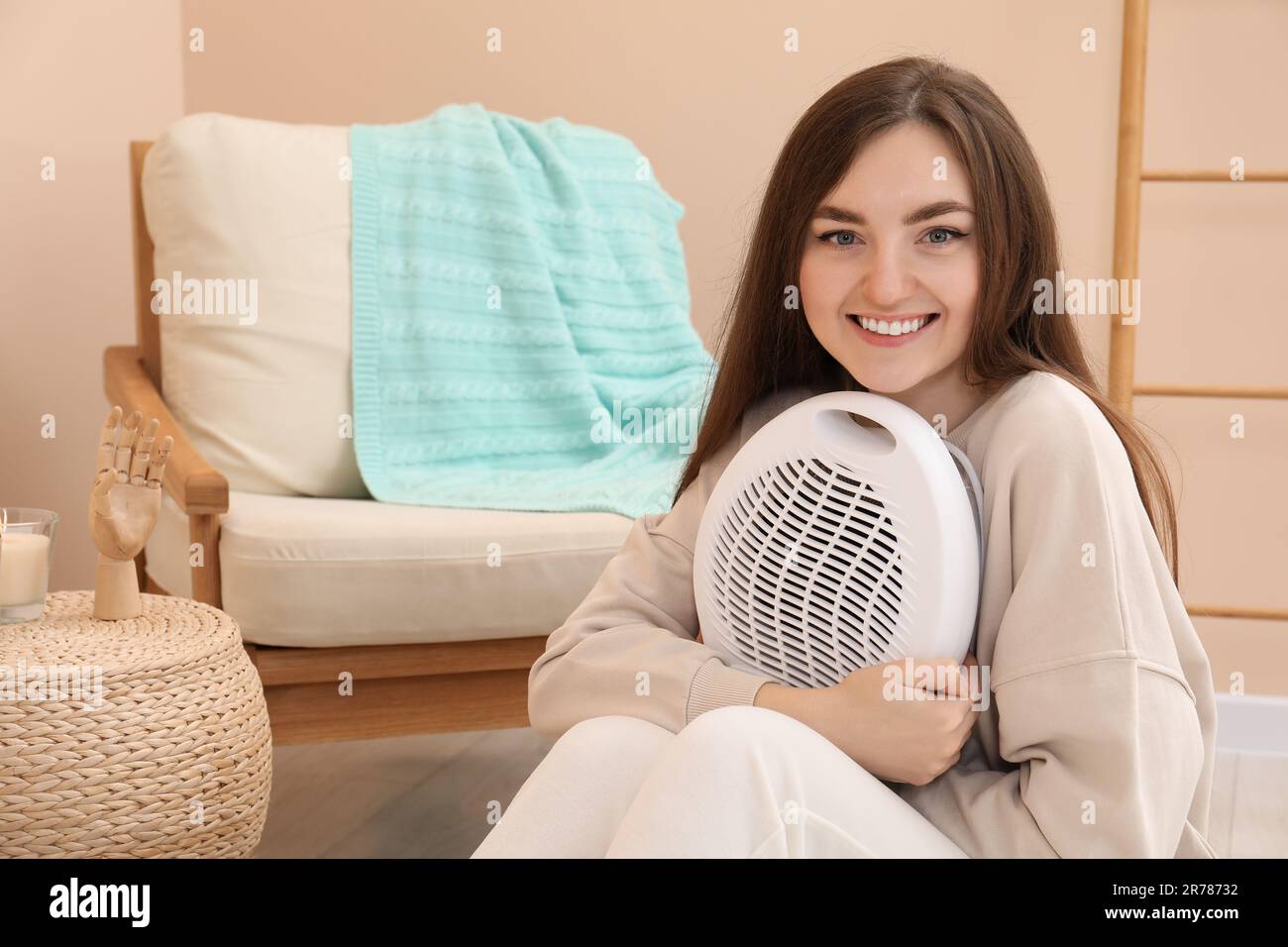 Woman electric fan caucasian hi-res stock photography and images - Alamy
